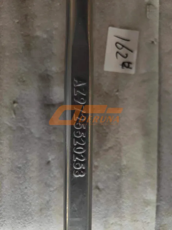 Sinotruk Howo Truck Parts- AZ9725520253 Rear Flat M24 L=540 Mm Rear ...